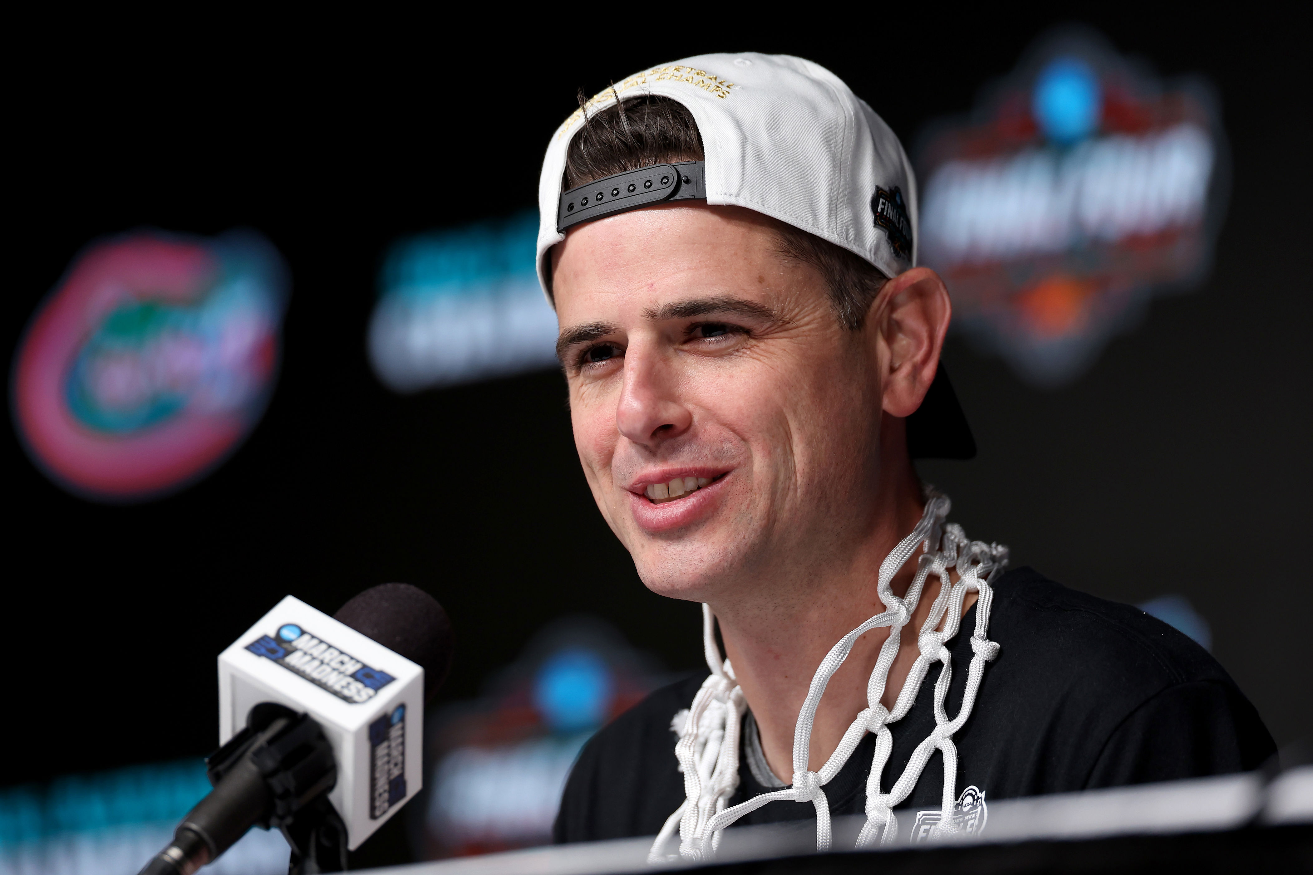 Florida coach Todd Golden gets new contract after winning national ...