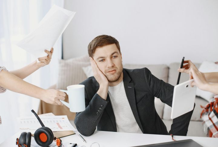 10 subtle signs it might be time to leave your job