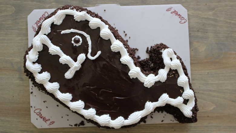 Ice Cream Cakes From These 8 Chains Are The Best, According To Customers