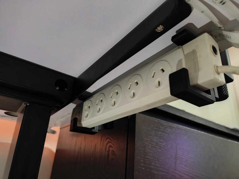 Plugging your PC directly into a wall socket is terribly risky — most ...