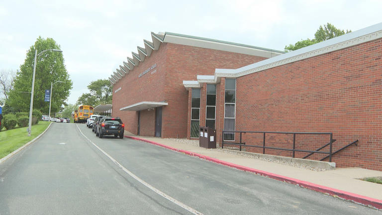 EKU holds groundbreaking ceremony for new Model Lab School