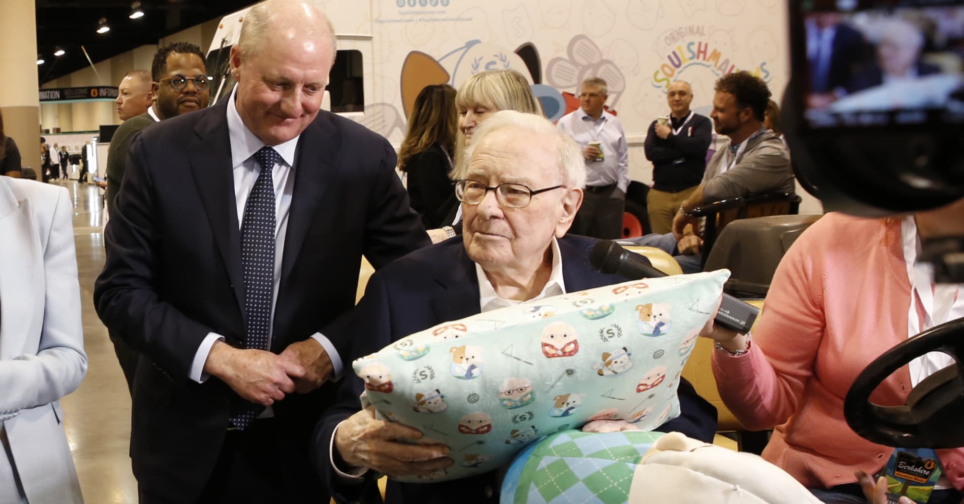 Small investors rushed into Berkshire shares during dip even after ...