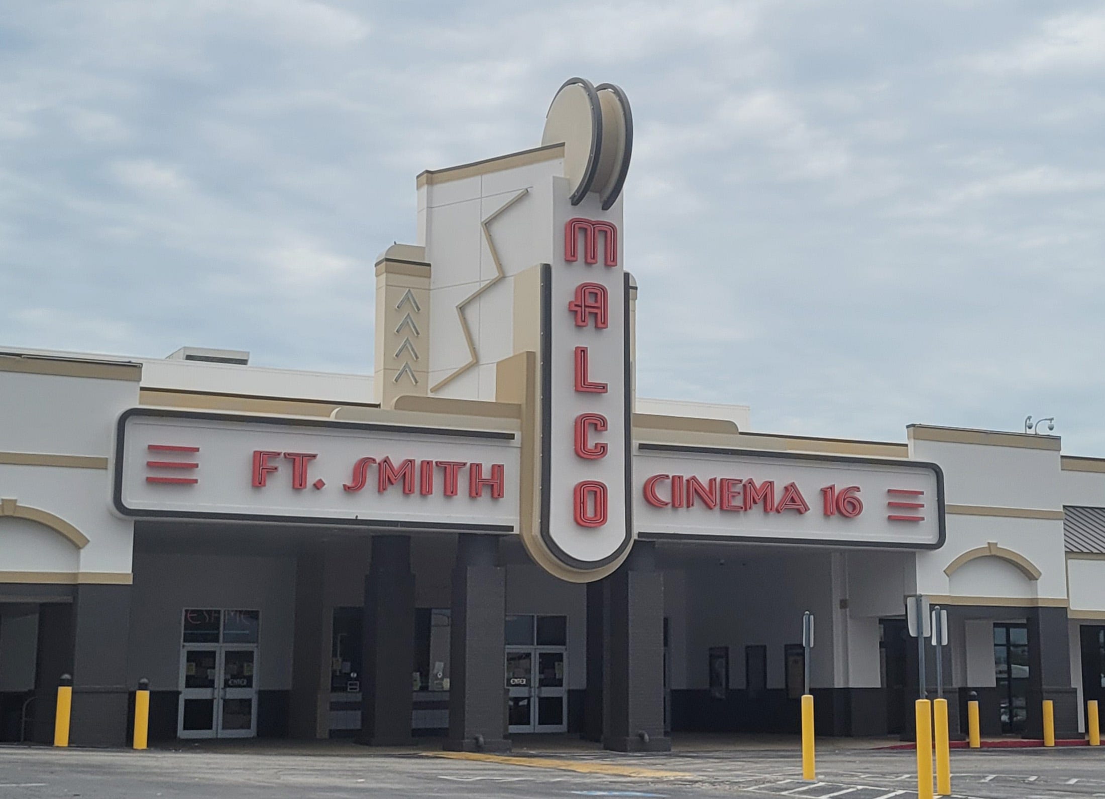 Malco Fort Smith Cinema adds luxury seating, grill, and MXT experience