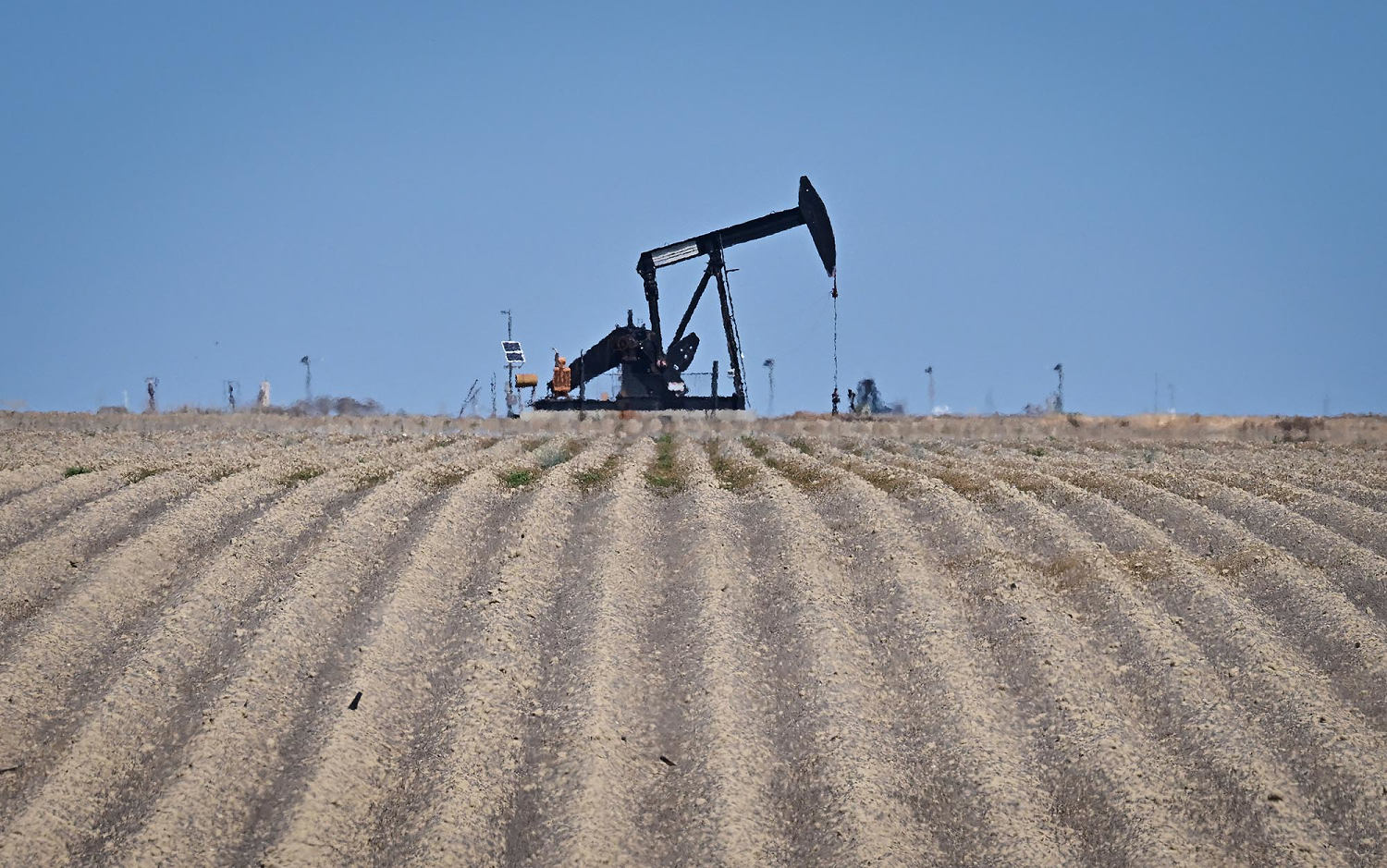 U.S. oil production has likely peaked and will start to decline due to ...