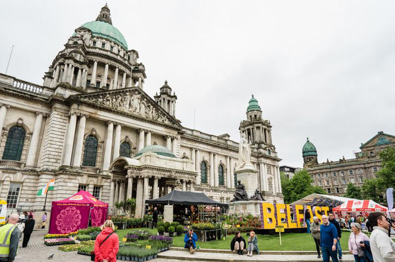 Spring Continental Market opening hours for 2025 event at Belfast City Hall