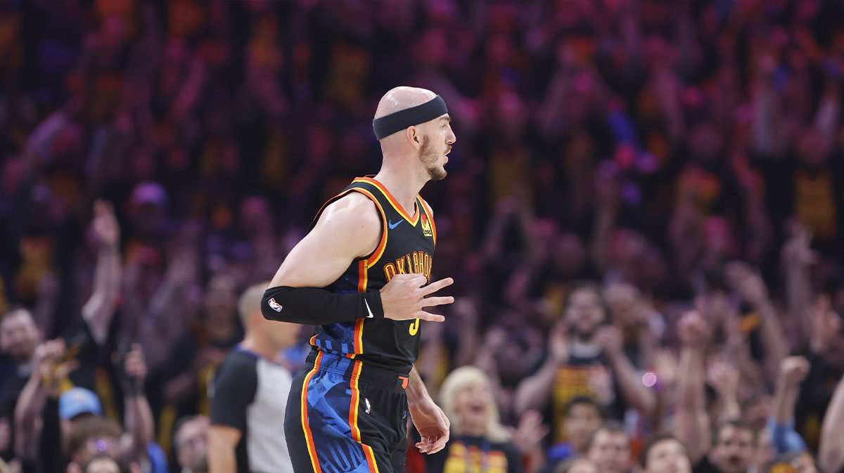 Bulls catch stray from Alex Caruso amid Thunder playoff run