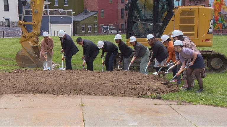 Groundbreaking held for new Cincinnati community center