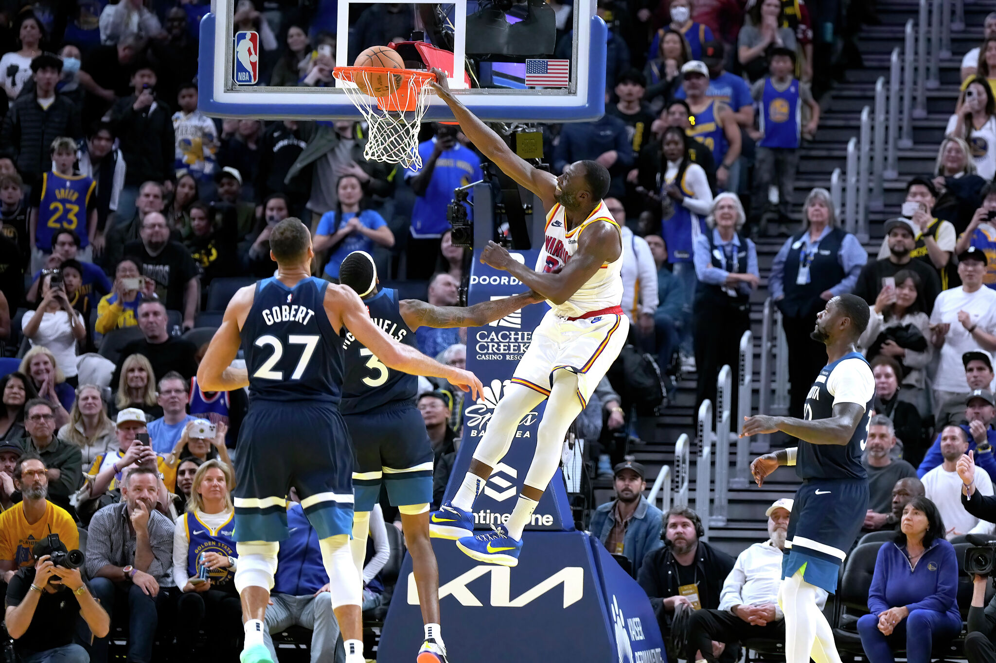 How Warriors plan to ‘fight and claw’ against much bigger Timberwolves