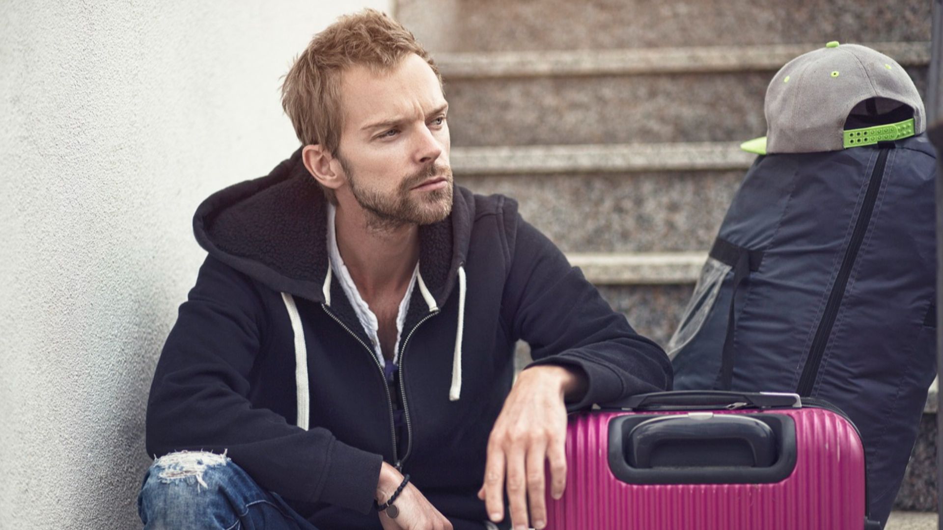 Change Of Scenery: 10 Signs You Need To Move & 10 Tips To Help You Do It