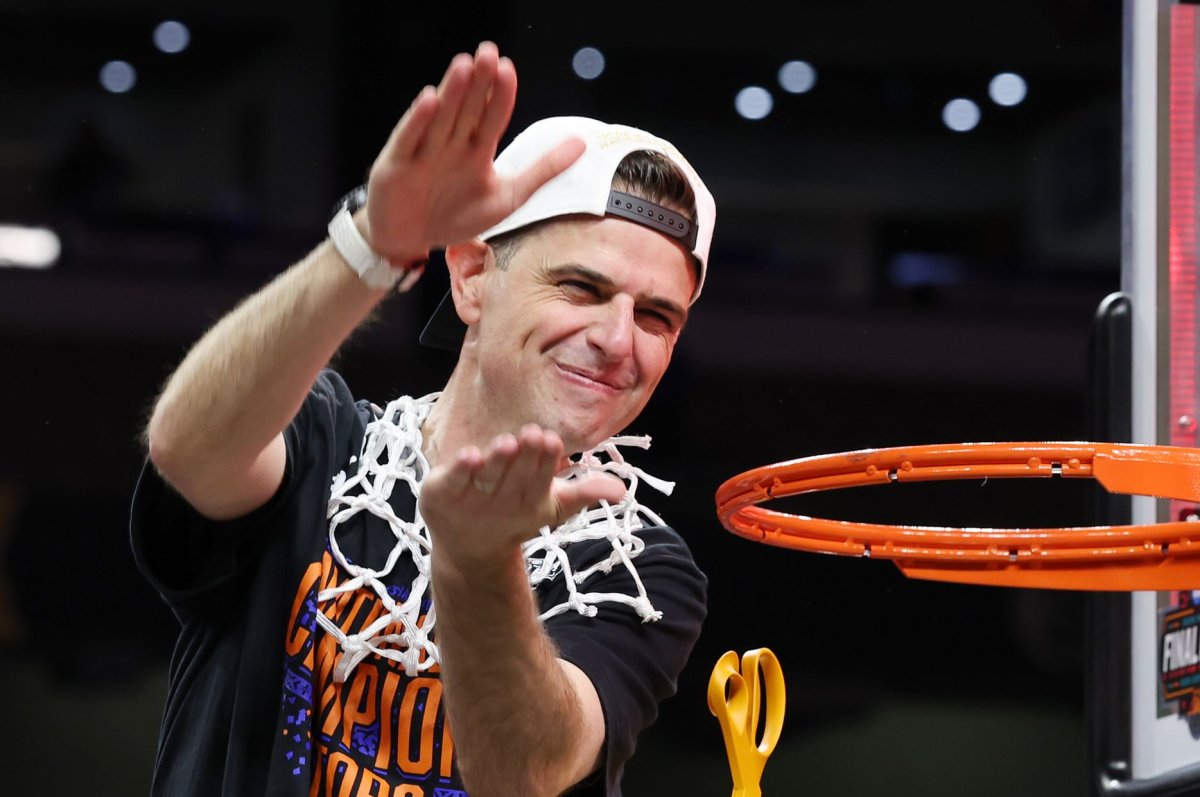 Florida Gators, basketball coach Todd Golden agree to $40.5 million ...