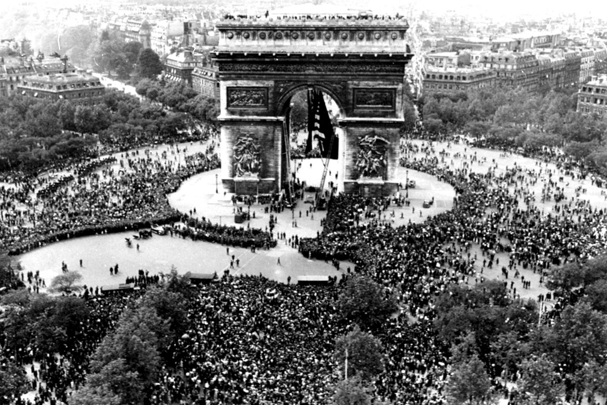 AP PHOTOS: How bitter wartime enemies France and Germany built a ...