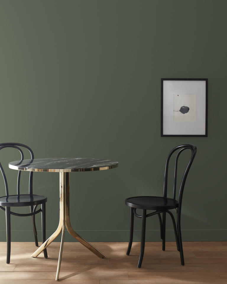 This Specific Benjamin Moore Green Feels Heritage, Yet Contemporary ...