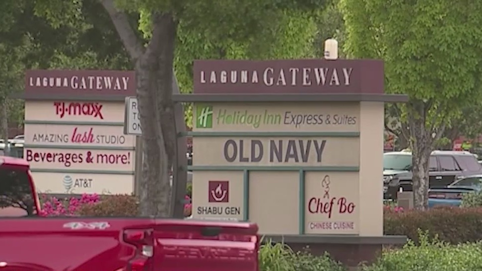 Elk Grove police warn about "distraction robberies"