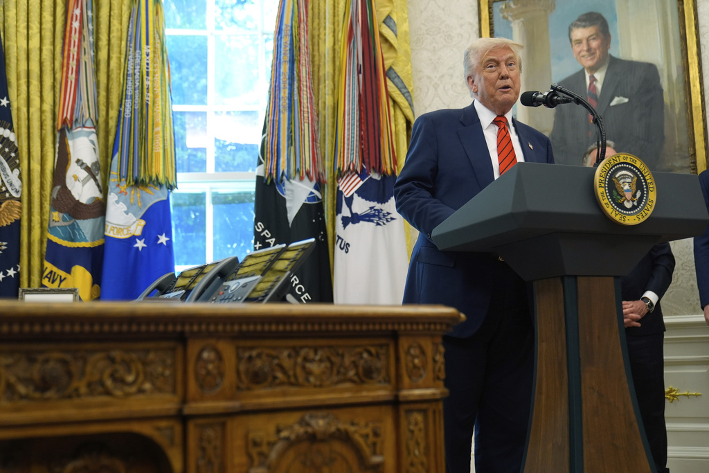 Trump plans to announce the US will call the Persian Gulf the Arabian ...