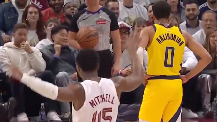 Donovan Mitchell Shut Down Cavs Fans Chanting 'Overrated' at Tyrese ...