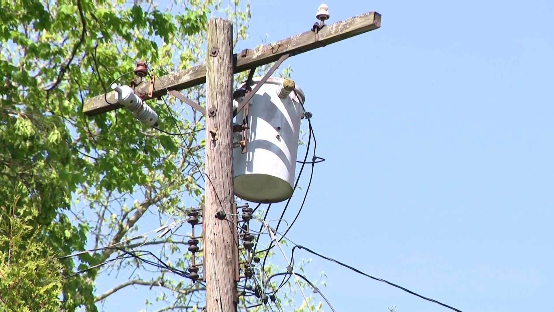 Duquesne Light, Pittsburgh officials give update on restoration efforts