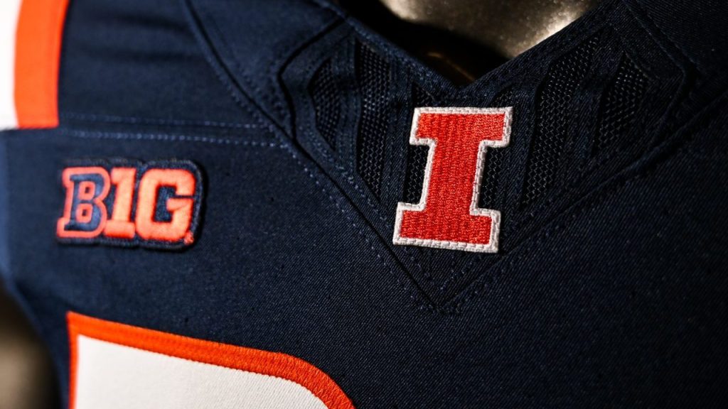 Big Ten Backs Message Portal Secrecy in Illinois FOIA Case