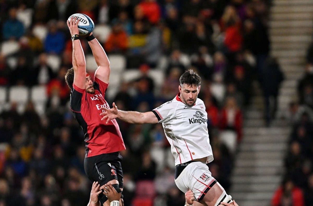 Lions rugby star Straeuli is forced to announce early retirement.