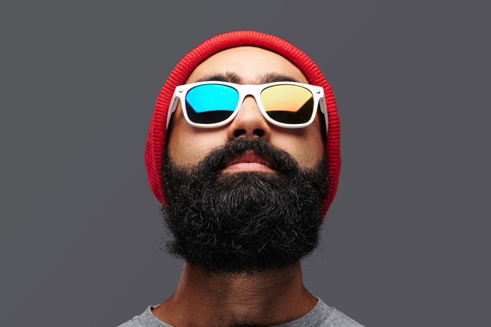 Are sunglasses a risk to eye health?