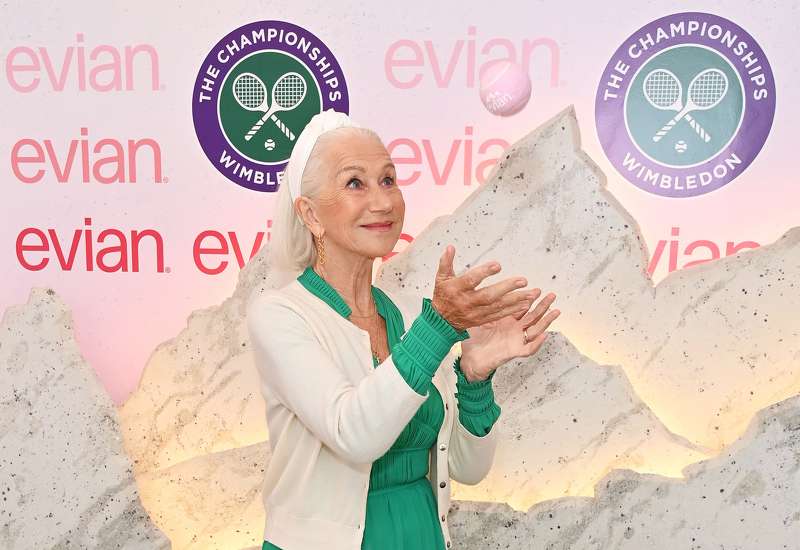 Einfache Übungen jederzeit und überall: Schauspielerin Helen Mirren ...