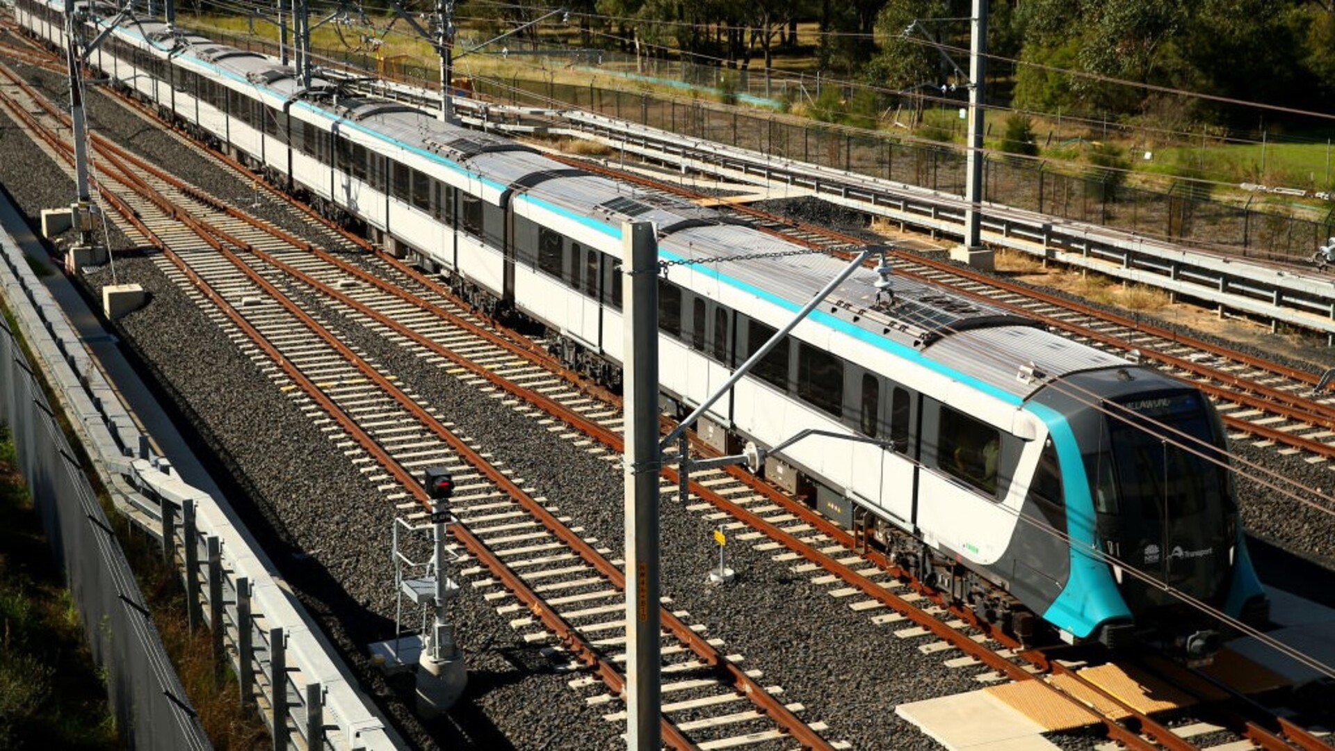 Rail union calls for driver's cabins on driverless Sydney Metro trains