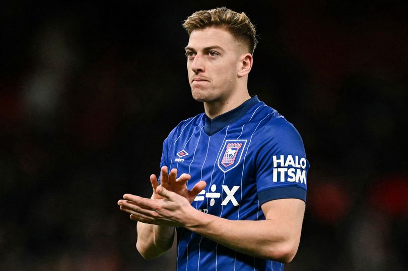 Jamie Carragher issues 'monster' Liam Delap transfer verdict amid ...