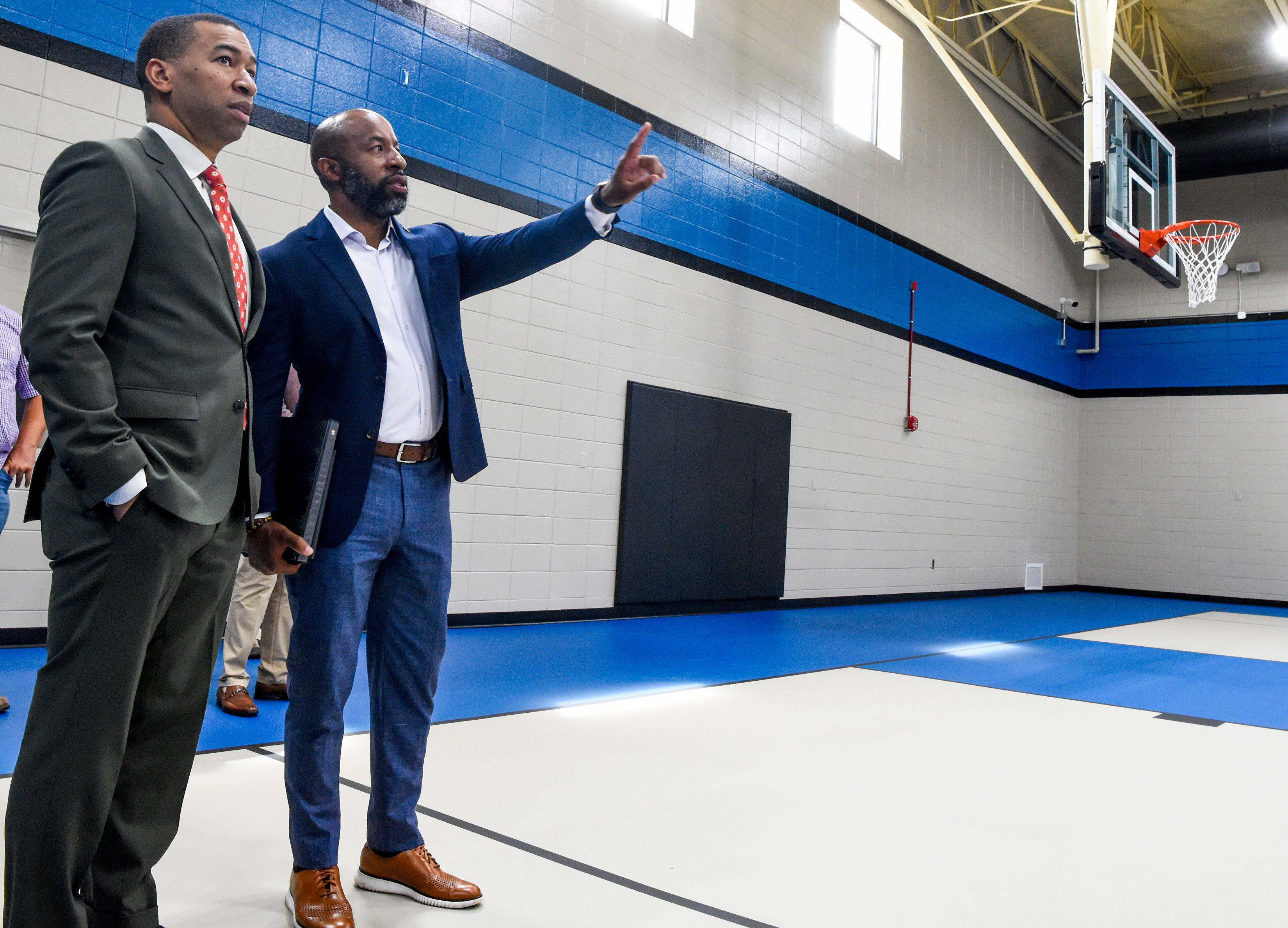 Montgomery celebrates Sheridan Heights Community Center renovations