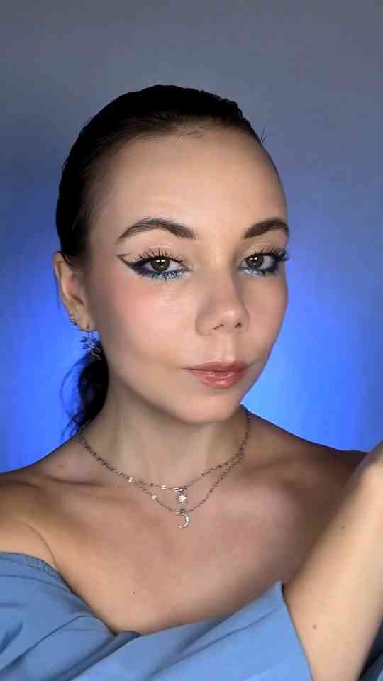 Let’s Make Up. Creating Some Fun and Fabulous Moments Together