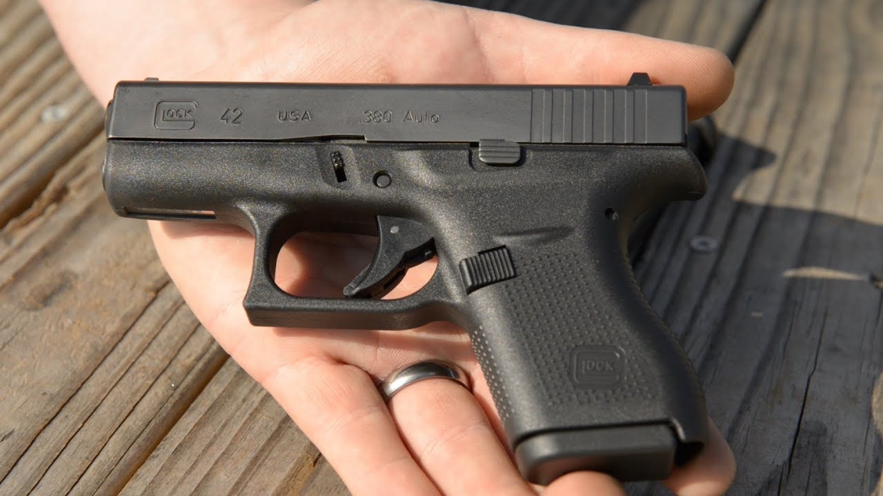 The gun-shop recommendations that sound good and age badly