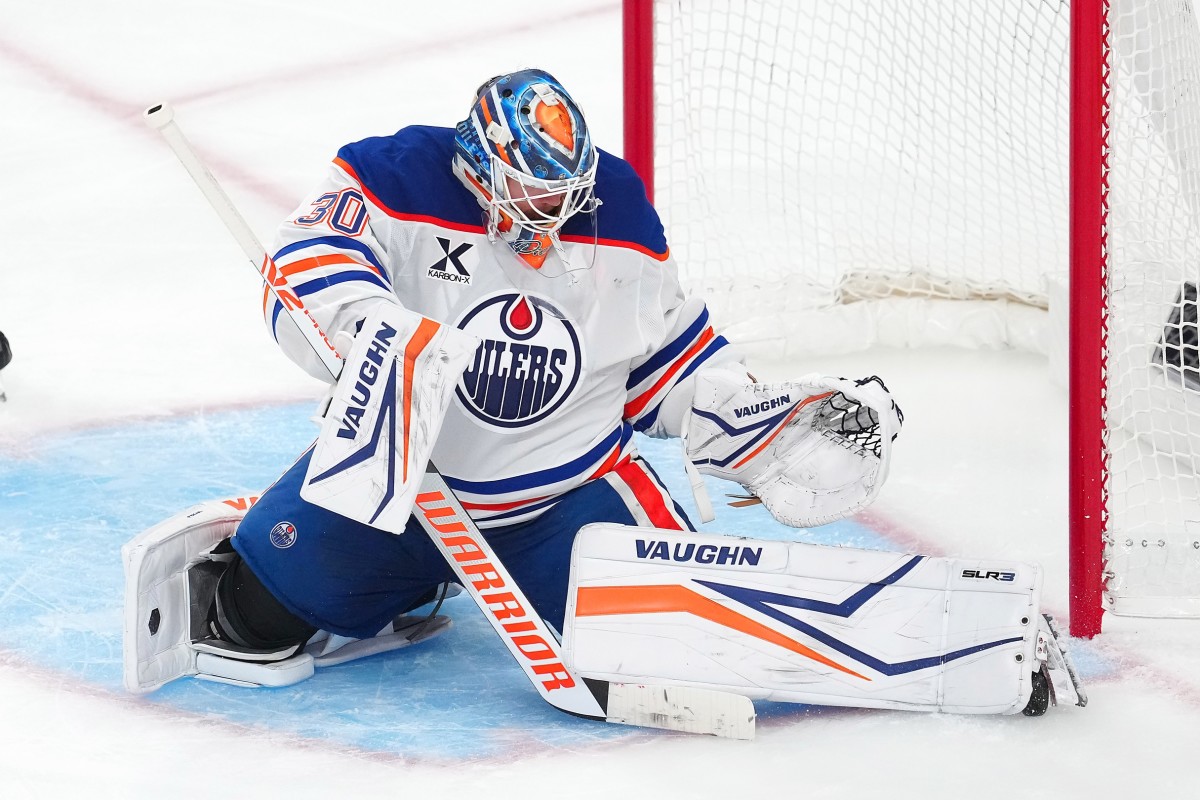 Calvin Pickard Records Incredible Oilers Feat For First Time in 40 Years