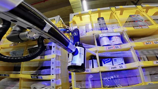 Amazon unveils robot with 'a sense of touch'