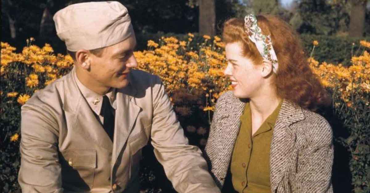 20 Post World War II Couples About To Make Some Baby Boomers