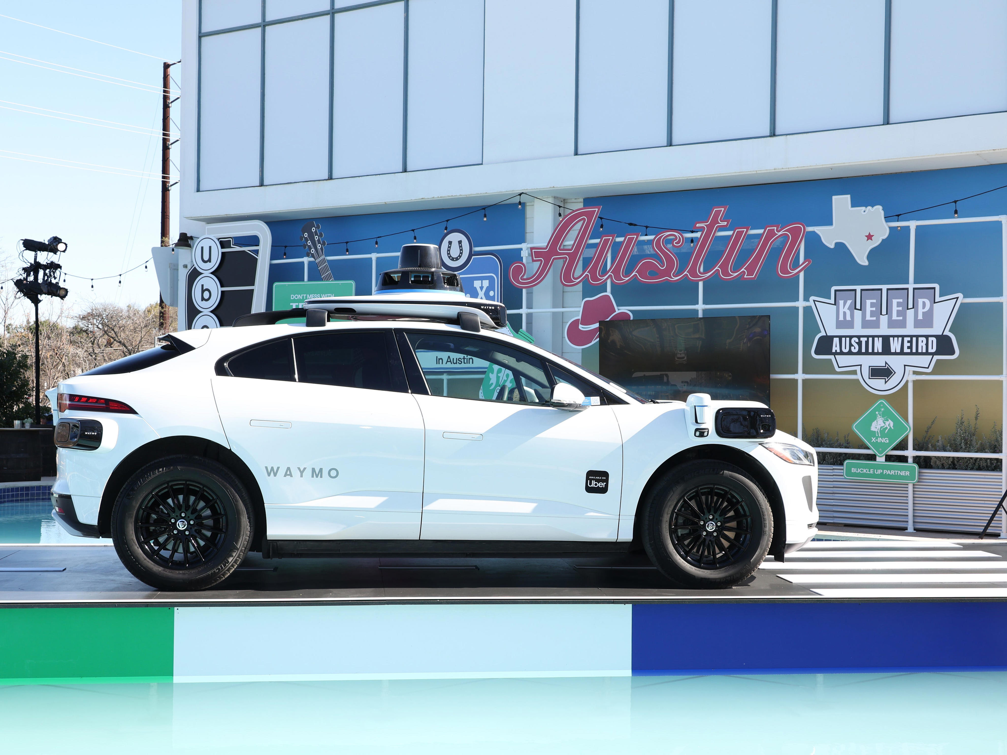 Uber CEO says the Waymo robotaxis on its app in Austin are busier than ...