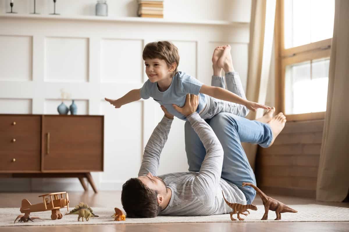 Men With High Self-Esteem Tend To Have These 10 Habits