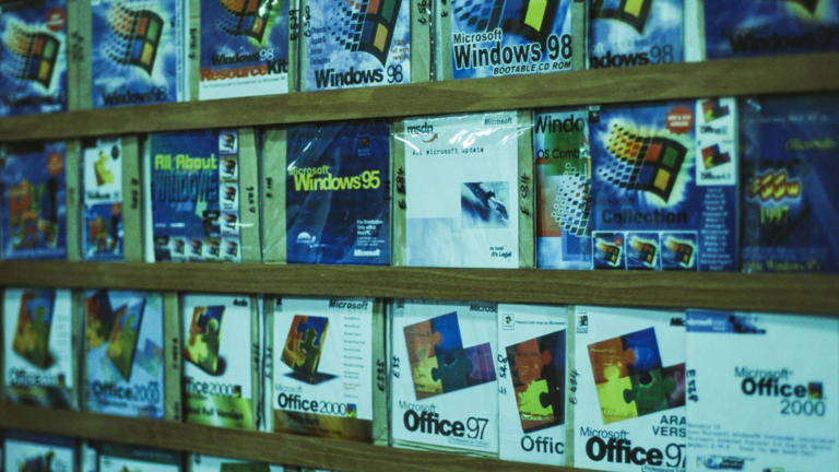 30 anos atrás, a instalação do Windows 95 era tão difícil que a ...