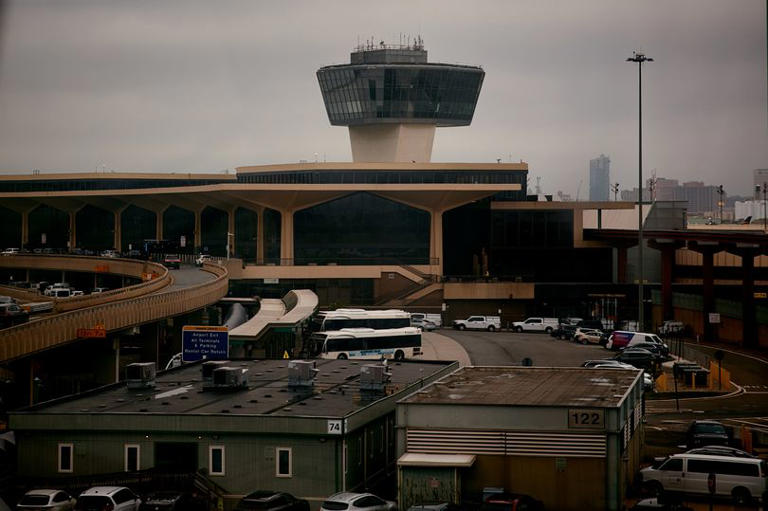 Newark Airport panic as radar screens plunge into darkness in yet ...