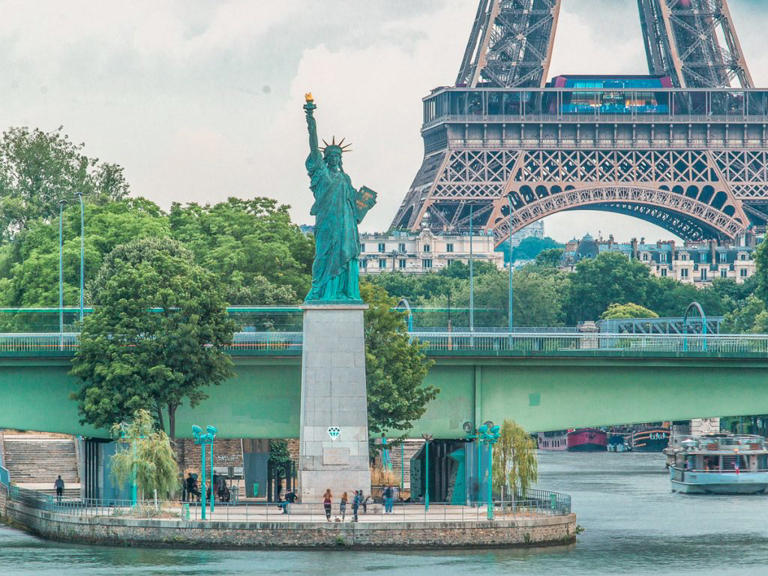The Ultimate Bucket List: 99 Must-See Paris Spots That Define the City