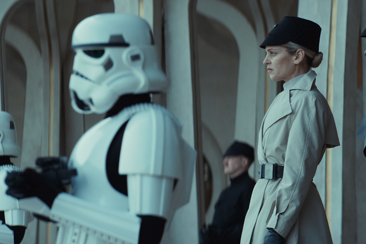 ‘Andor’ Showrunner Tony Gilroy Explains Why the Massacred People of ...