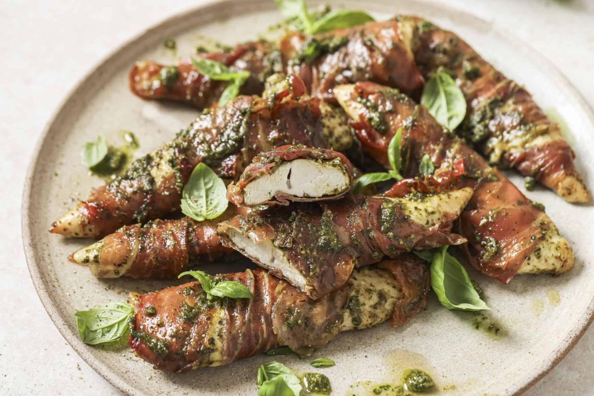 No river, no airport, no farms: Largest countries without essential ...