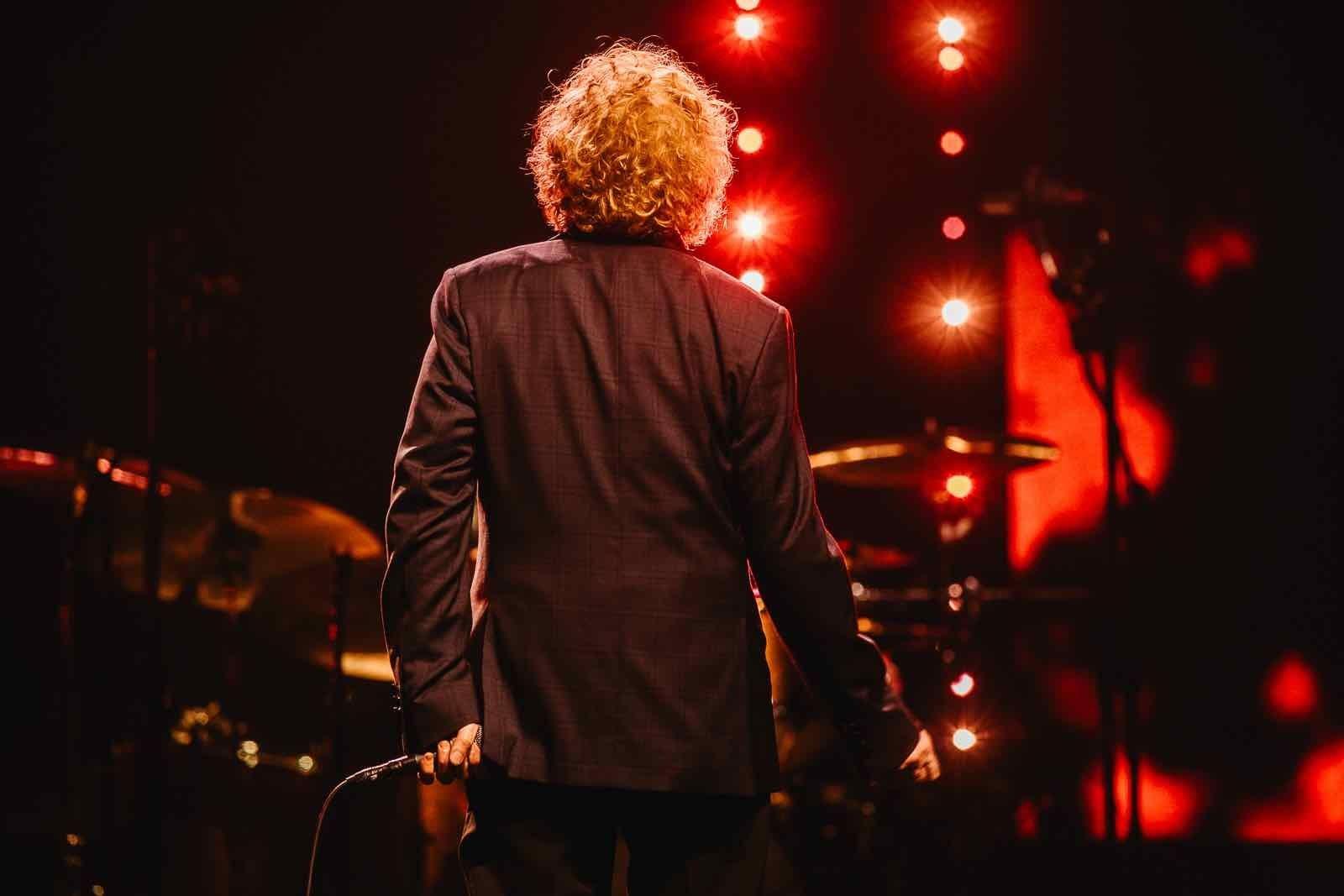Holding Back the Years: 40 years of Simply Red lie in Santiago in ...