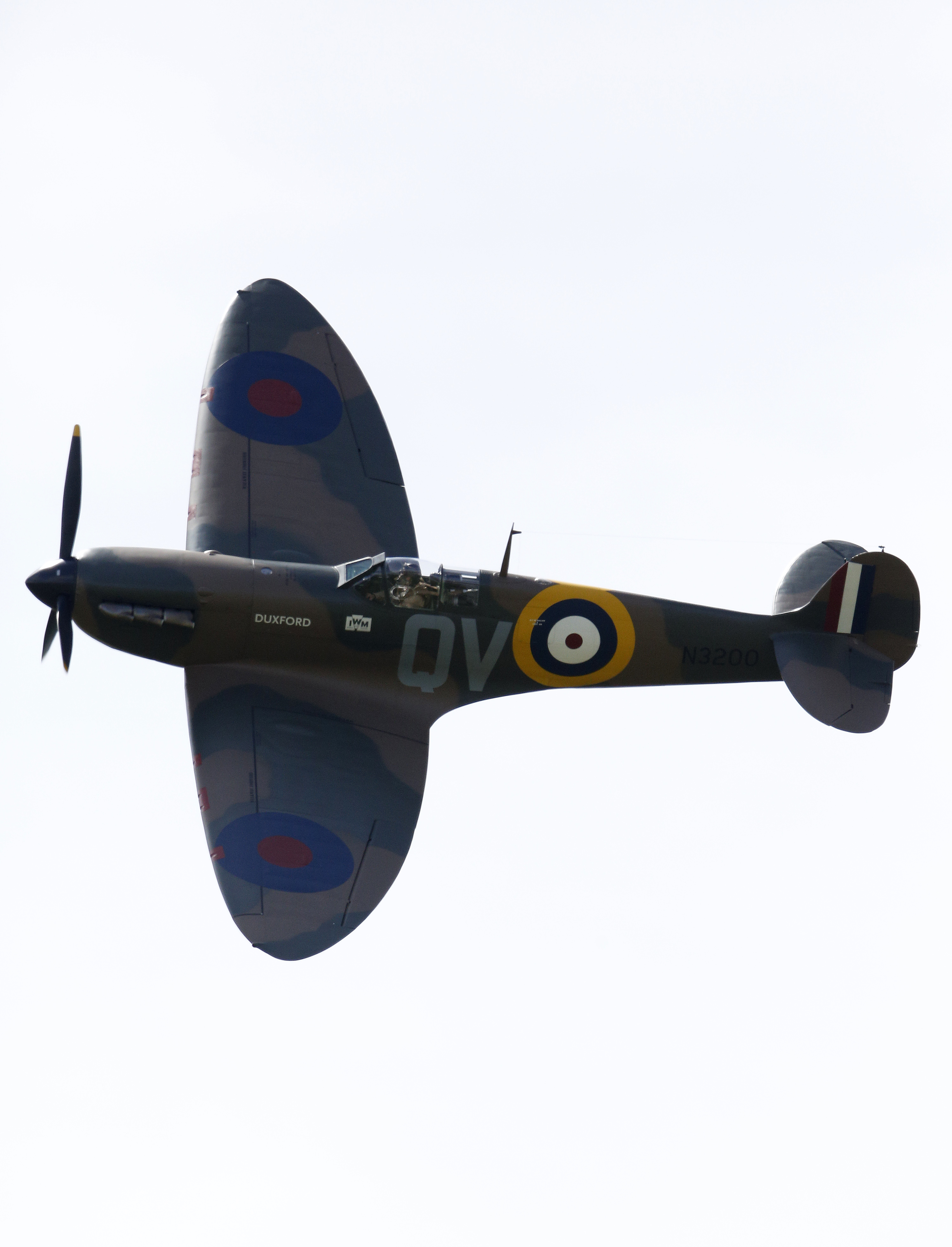 VE Day 80 flypast: Spitfire and Hurricane flypast to take place in ...