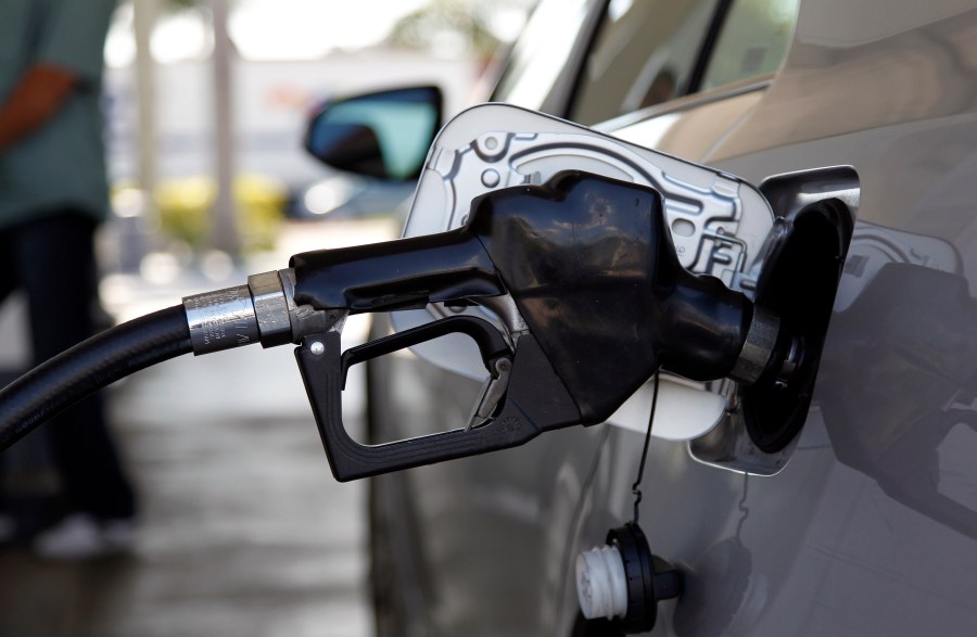 Illinois’ gas tax goes up on July 1st. Here’s by how much: