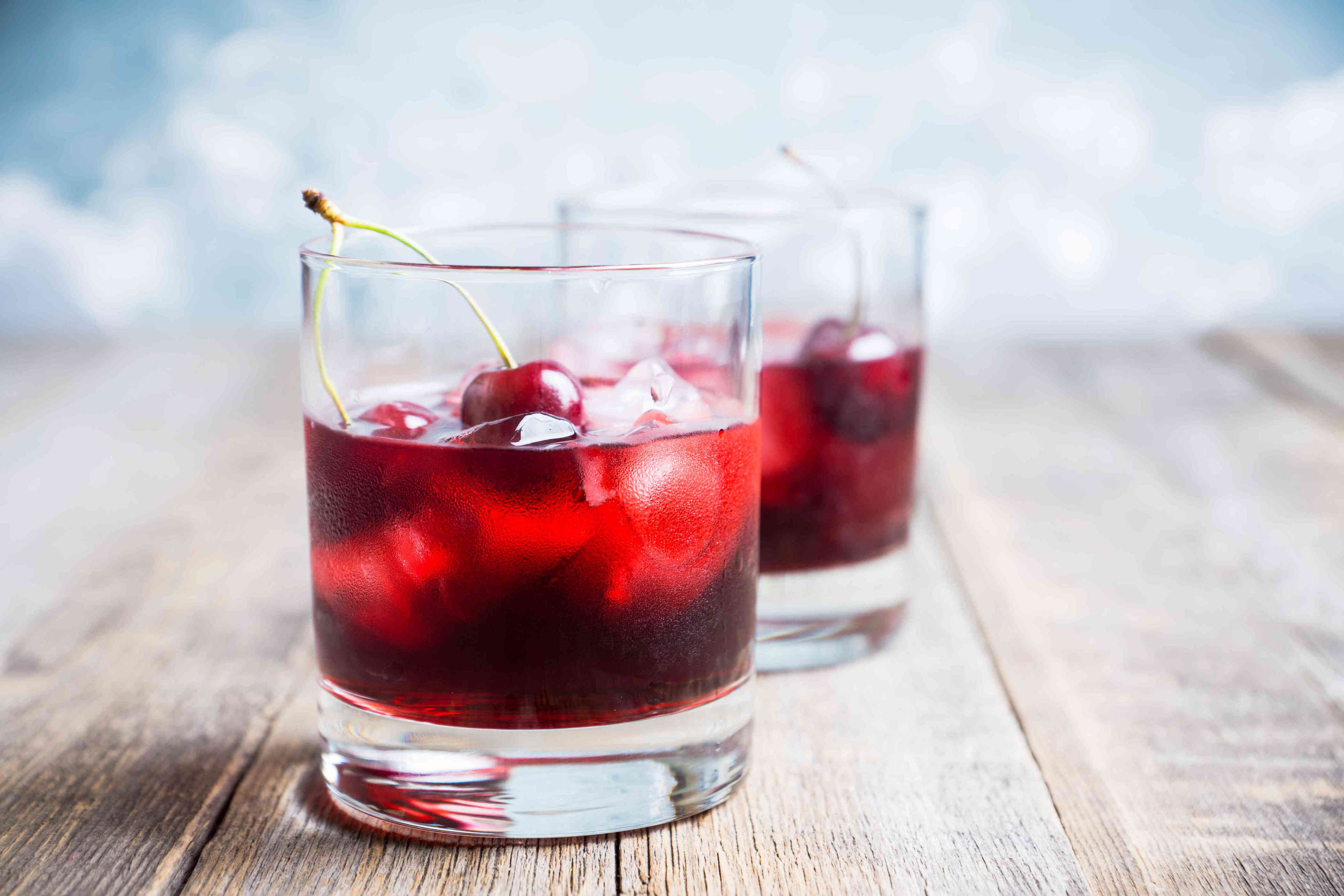 I drank tart cherry juice before bed for a week—here's what it did for ...