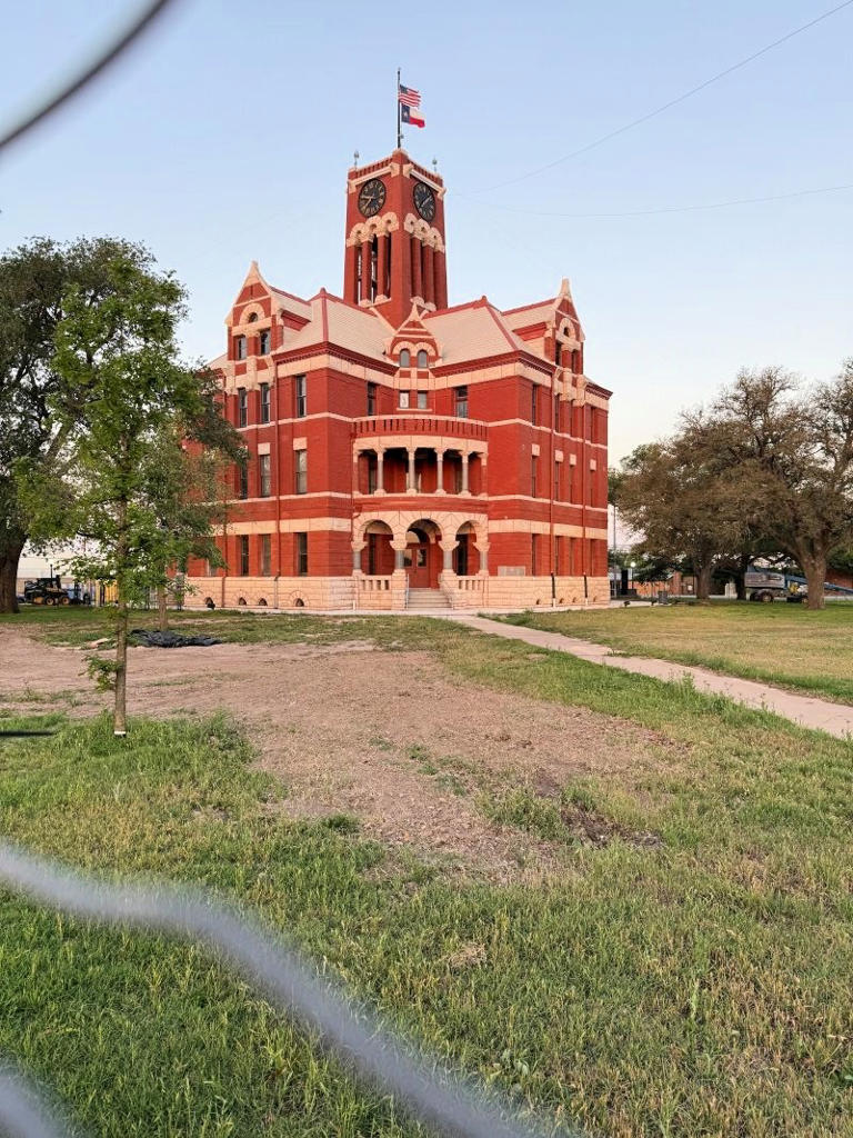 Historic Landmarks & Attractions In Giddings, TX
