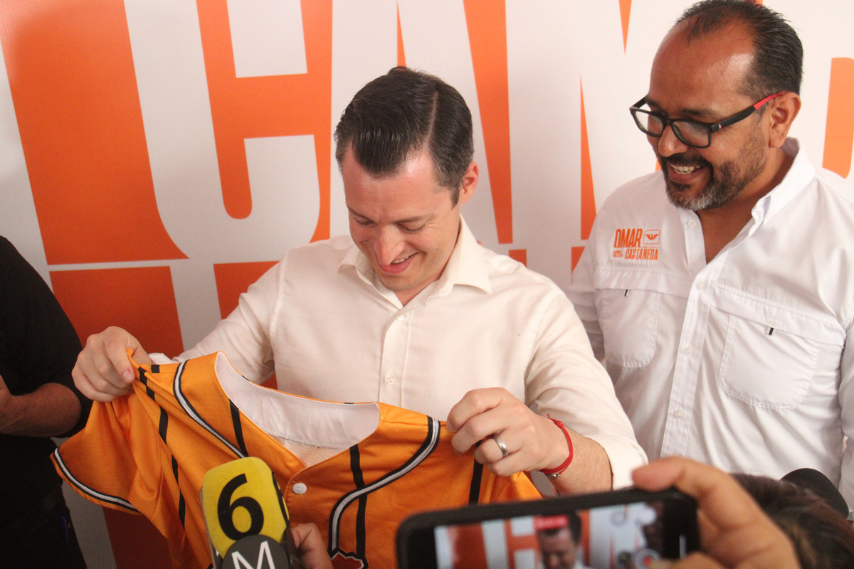 Luis Donaldo Colosio Riojas llega a Gómez Palacio para apoyar a Omar Castañeda