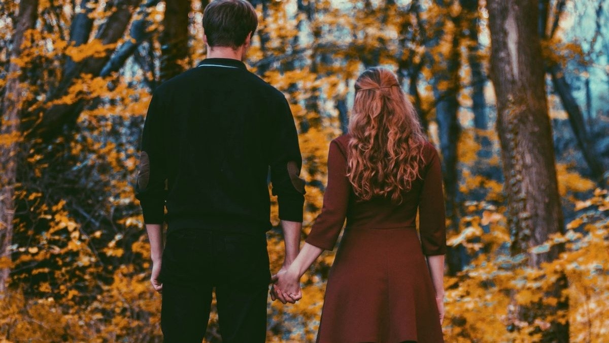 Qualities a Man Sees in His Other Woman That He Doesn't Find in His Wife