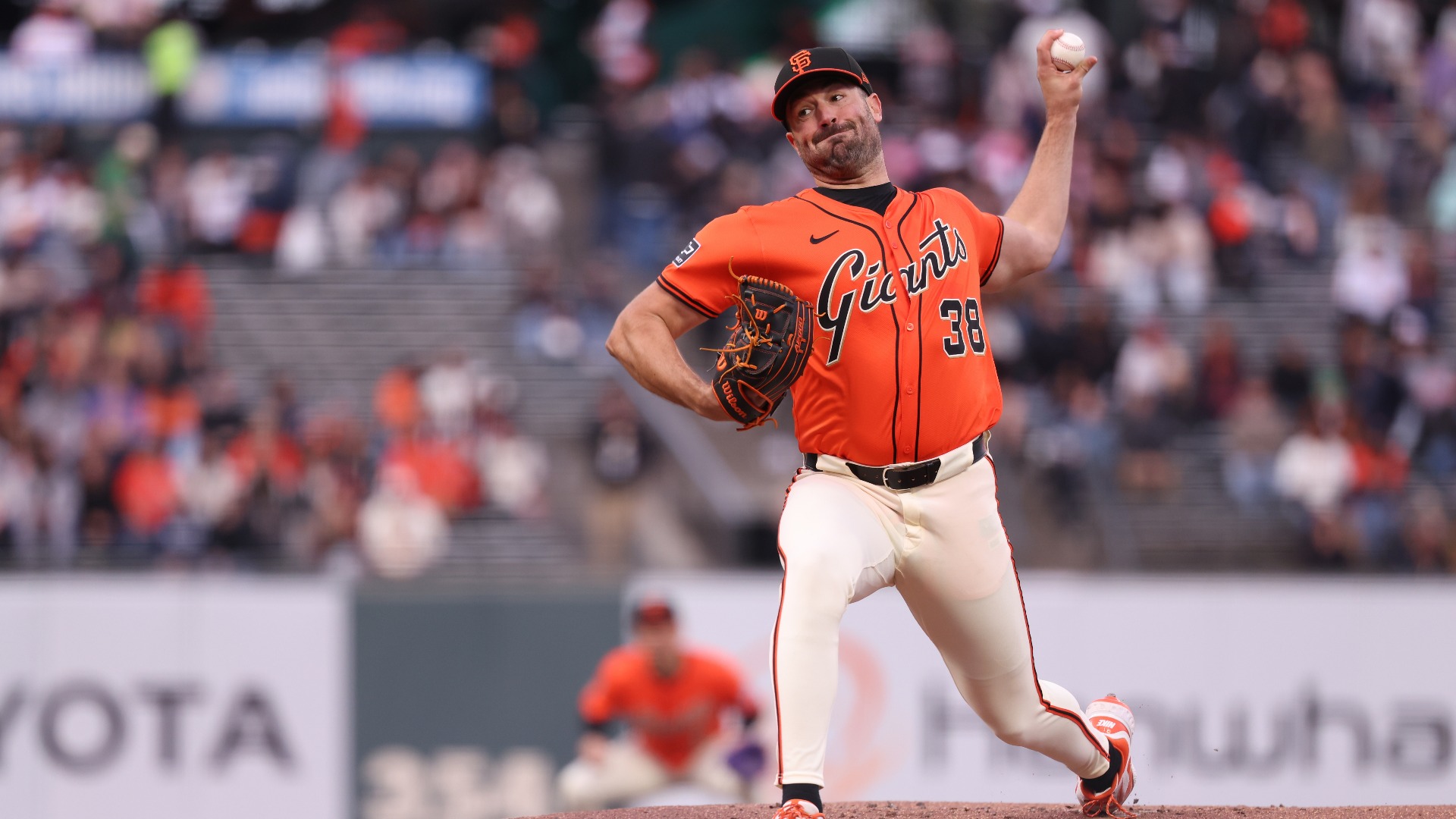 Giants vs. Cubs Showdown: Robbie Ray's Undefeated Starts