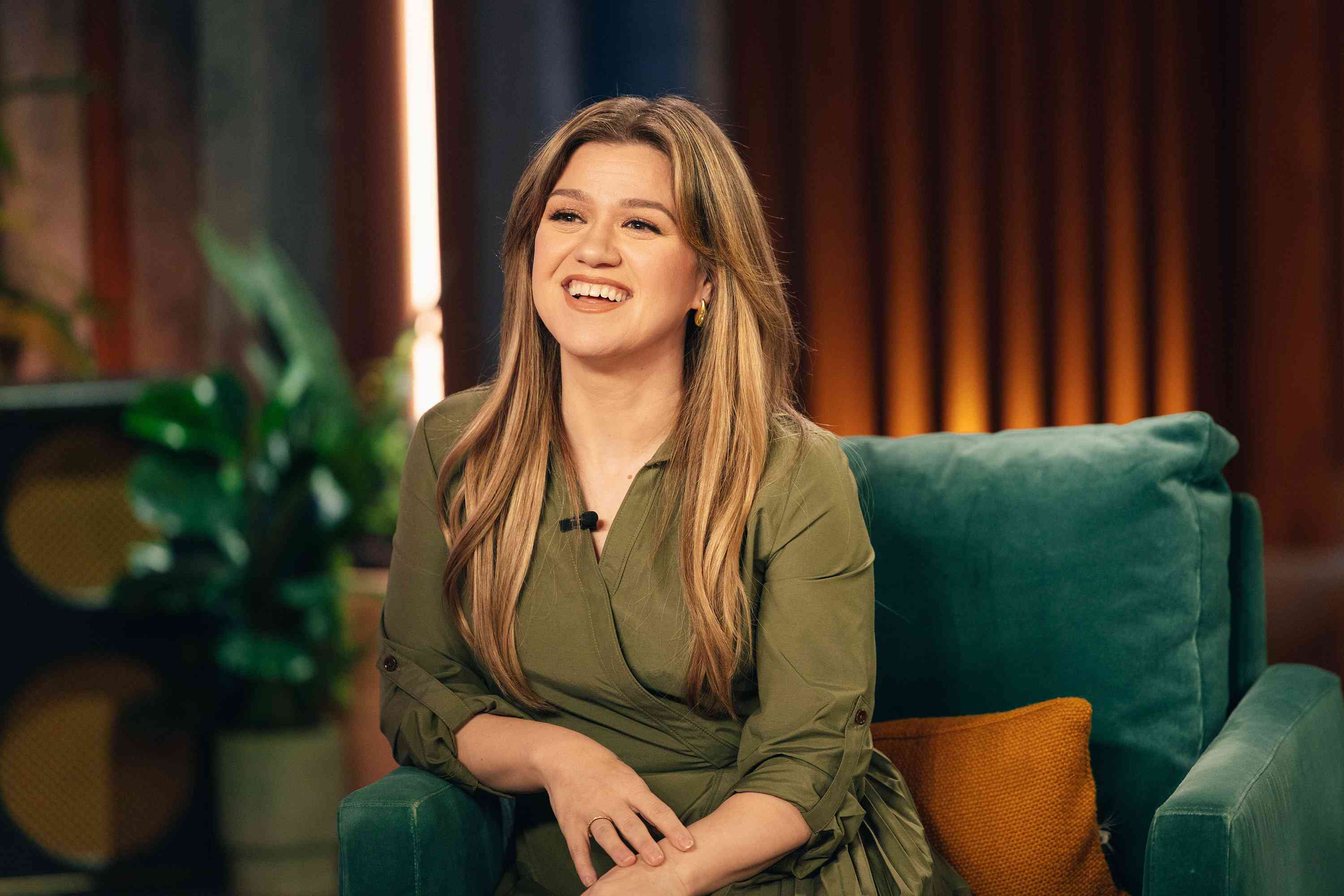 How Kelly Clarkson Has Changed Her Mind About Dating Post-Divorce