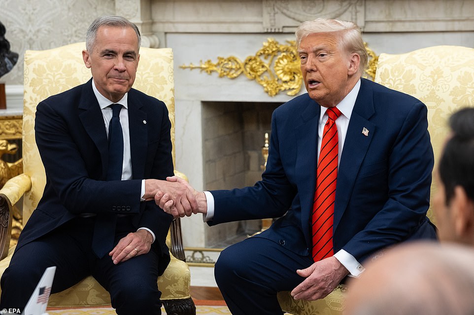How Trump's body language showed dominance over Carney