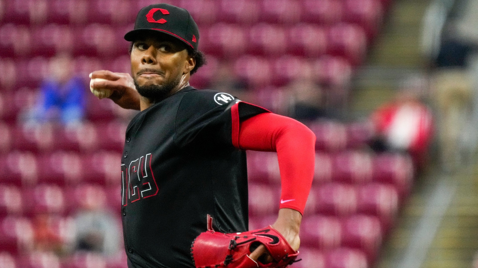 Cincinnati Reds Face Atlanta in Crucial MLB Matchup Tonight
